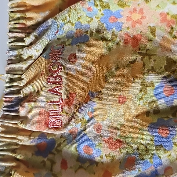 Billabong | Swim | Nwt Billabong Southern Floral Ruched Hike Cheeky ...